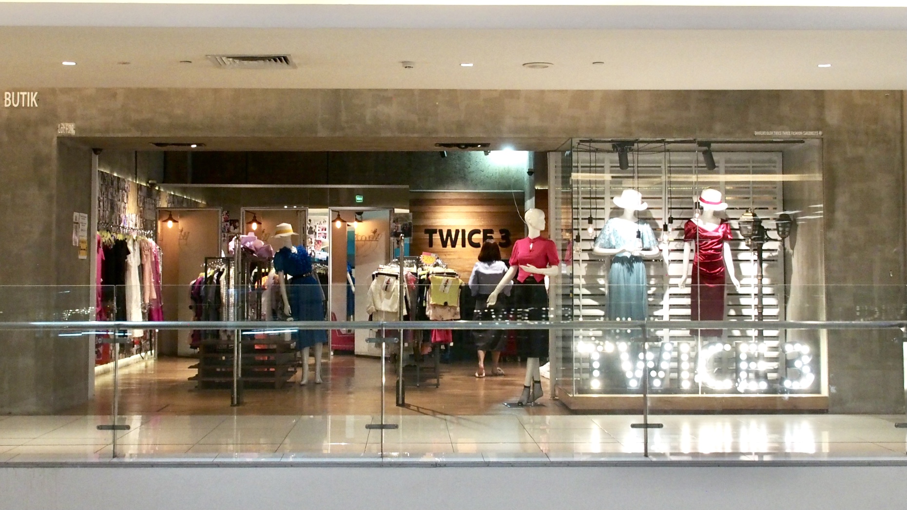 TWICE 3 - Klang Parade Mall