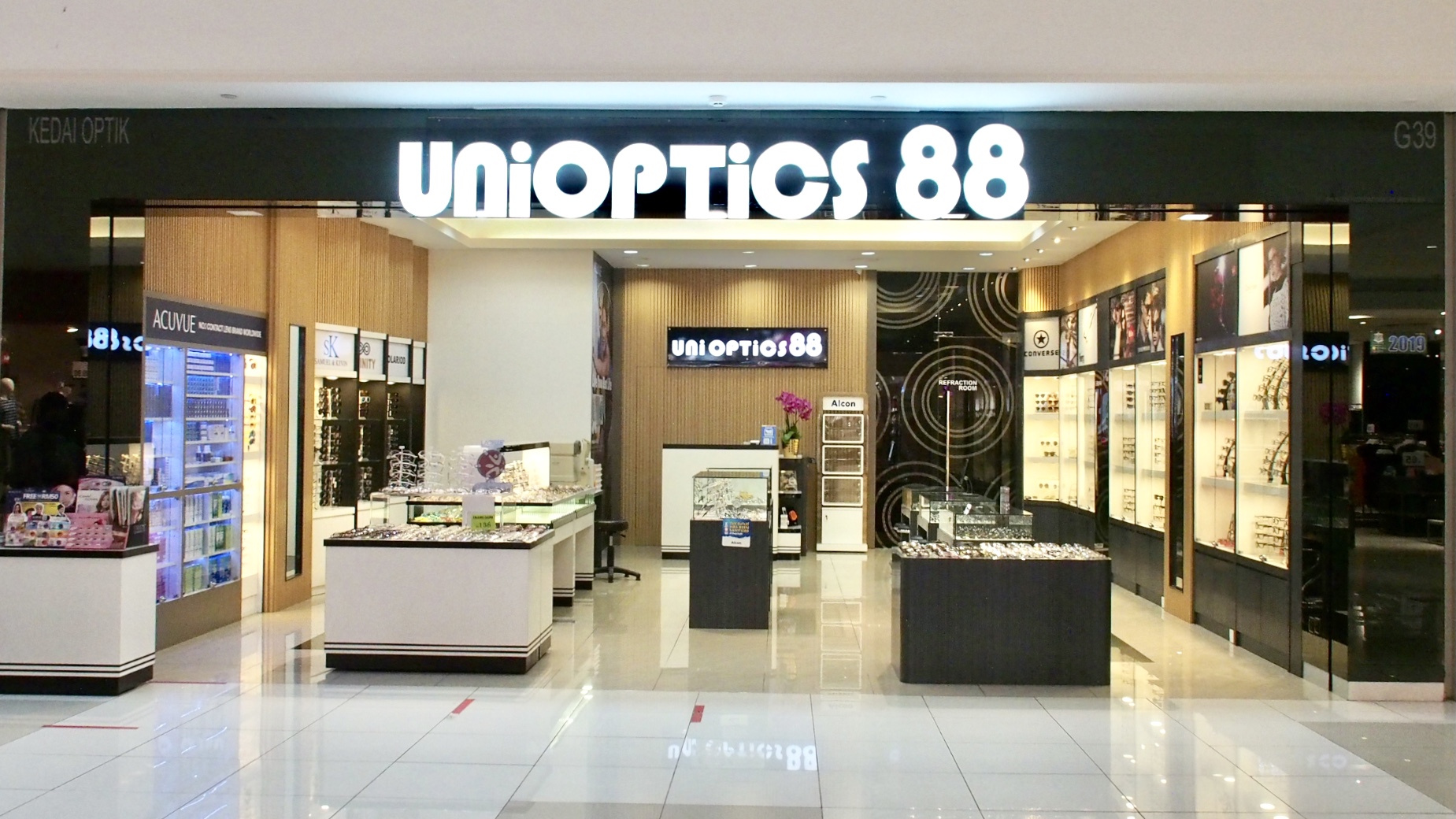 Uni Optics 88 - Klang Parade Mall